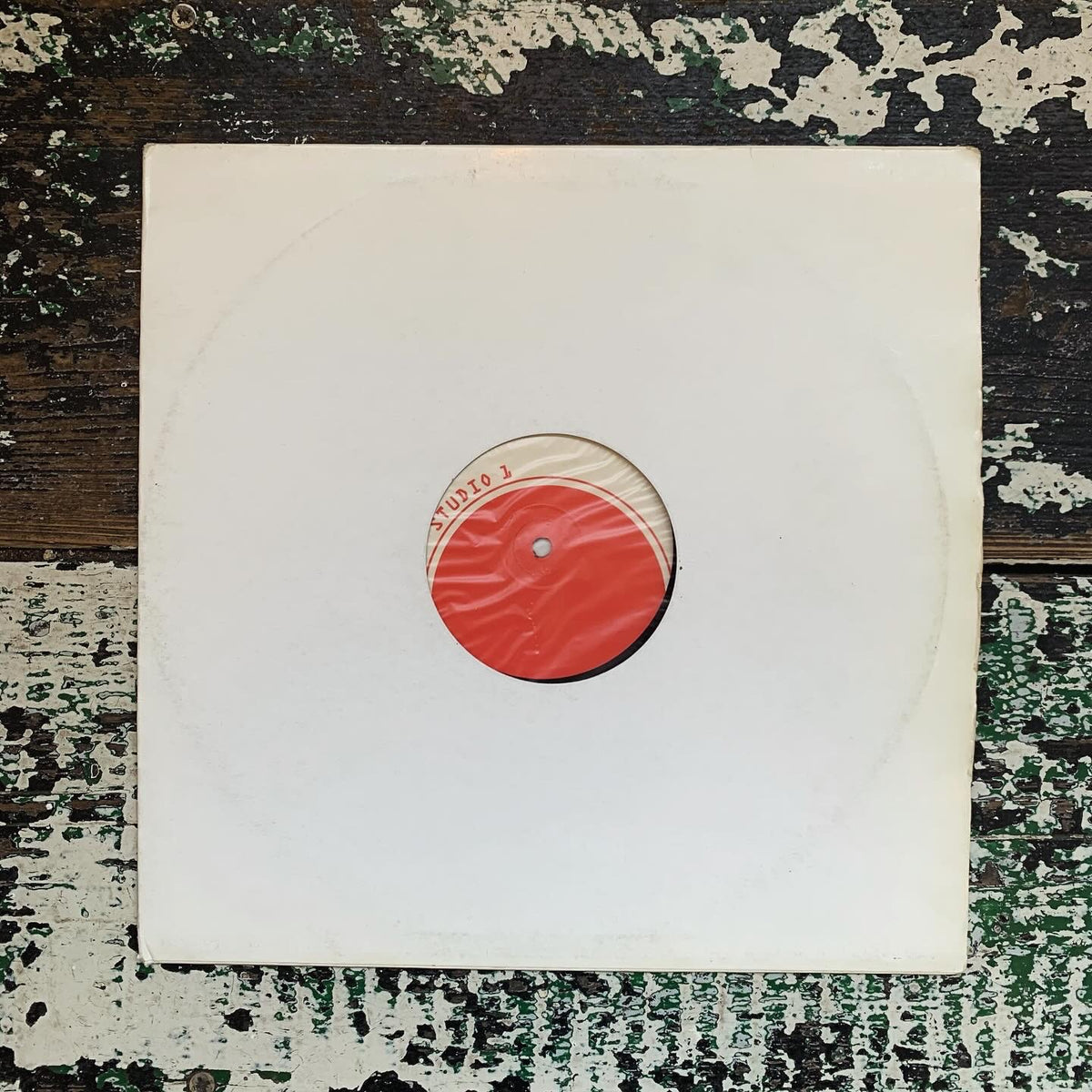 Studio 1 - Rot – World Of Echo