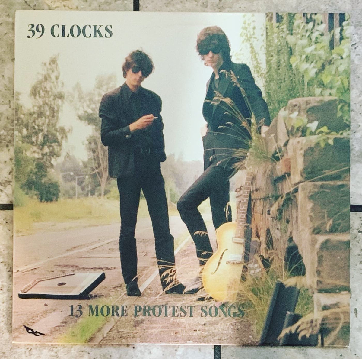 39 Clocks - 13 More Protest Songs – World Of Echo